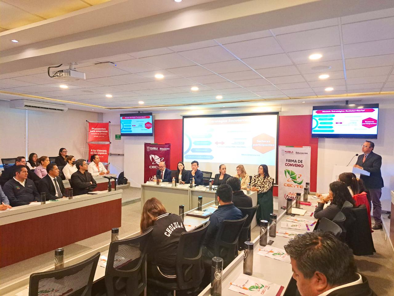 CECyTE Puebla y UPAEP firman convenio para impulsar la formación académica